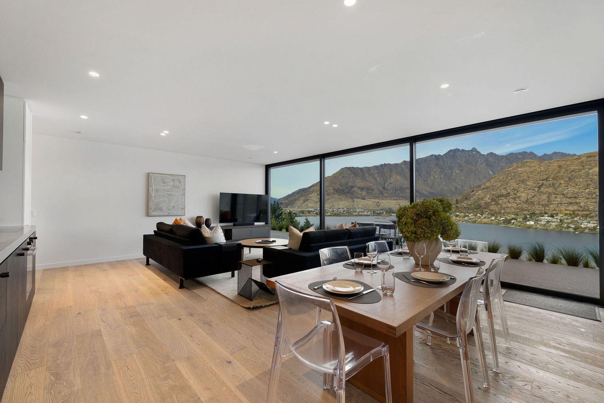 The Bunker Charlie A-1 Bedroom - Relaxaway Holiday Homes